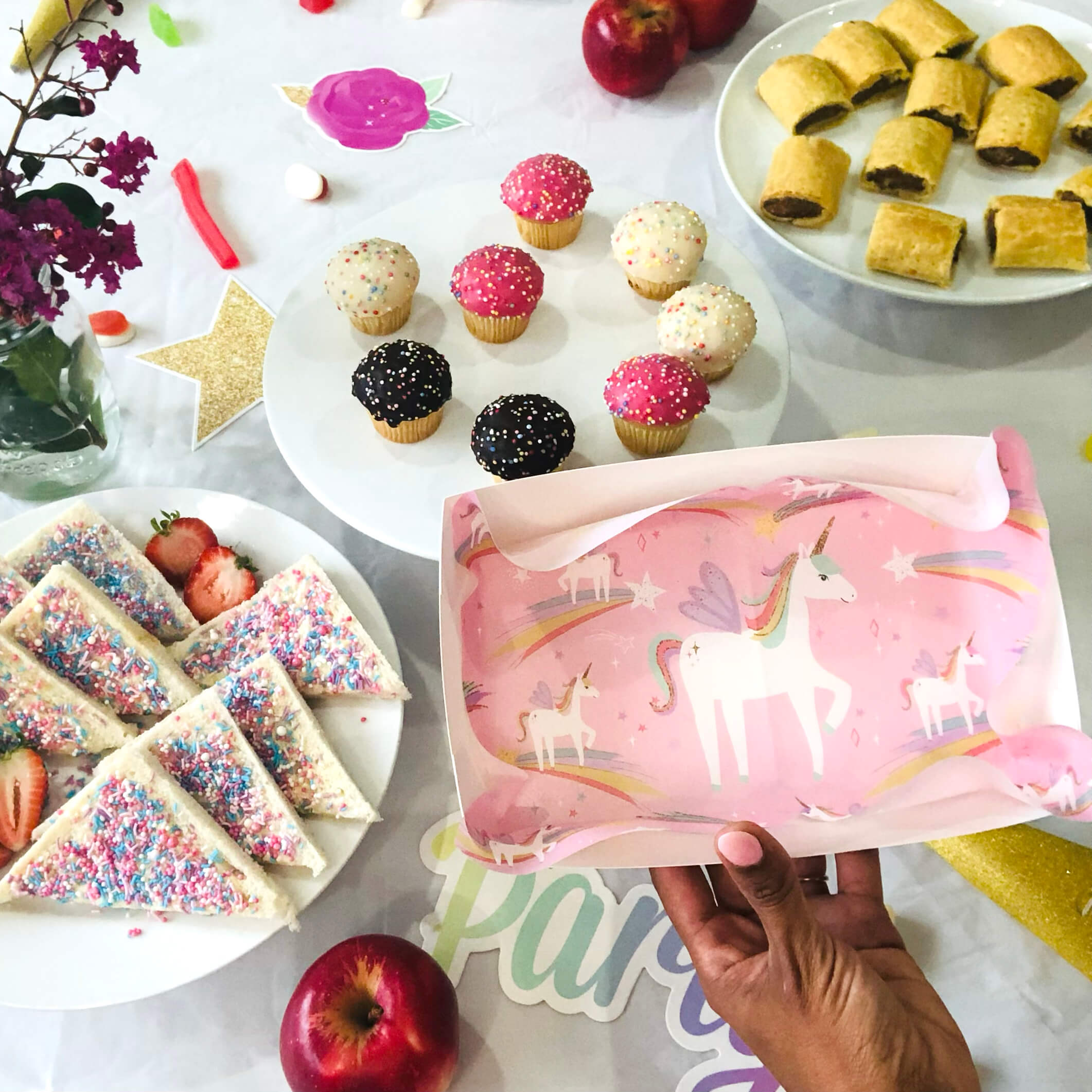 New Food Trays and Grease Proof Paper – Design Group Australia